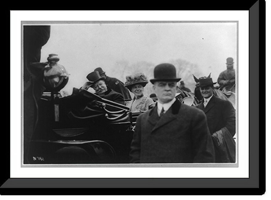 Historic Framed Print, Pres. and Mrs. Taft smiling at crowds on way to ...