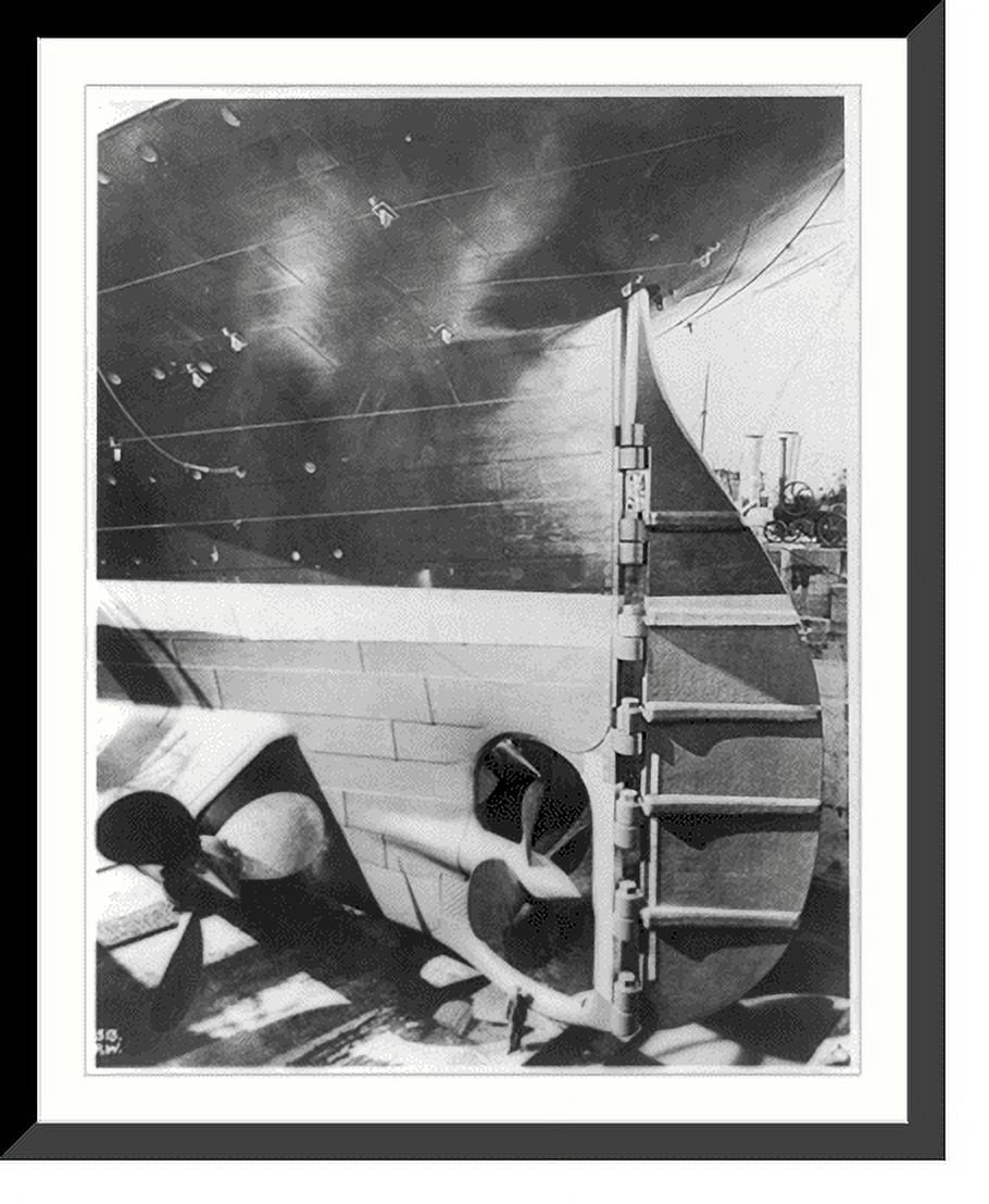 Historic Framed Print, [View of the stern and rudder of the TITANIC in ...