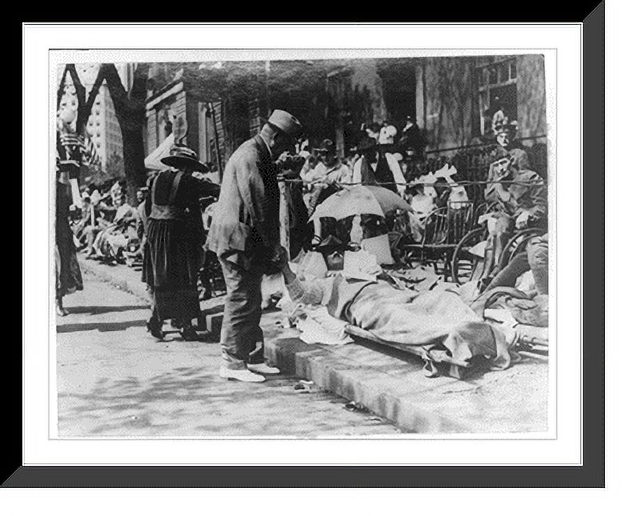 Historic Framed Print, Wounded soldiers reviewing the Pershing Parade ...