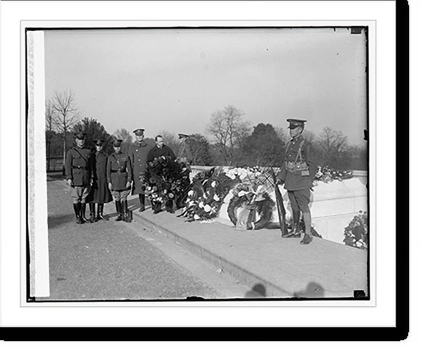 Historic Print, Army Chaplains at Tomb of Unknown Soldier, 11/11/25, 16" x 20" - Walmart.com