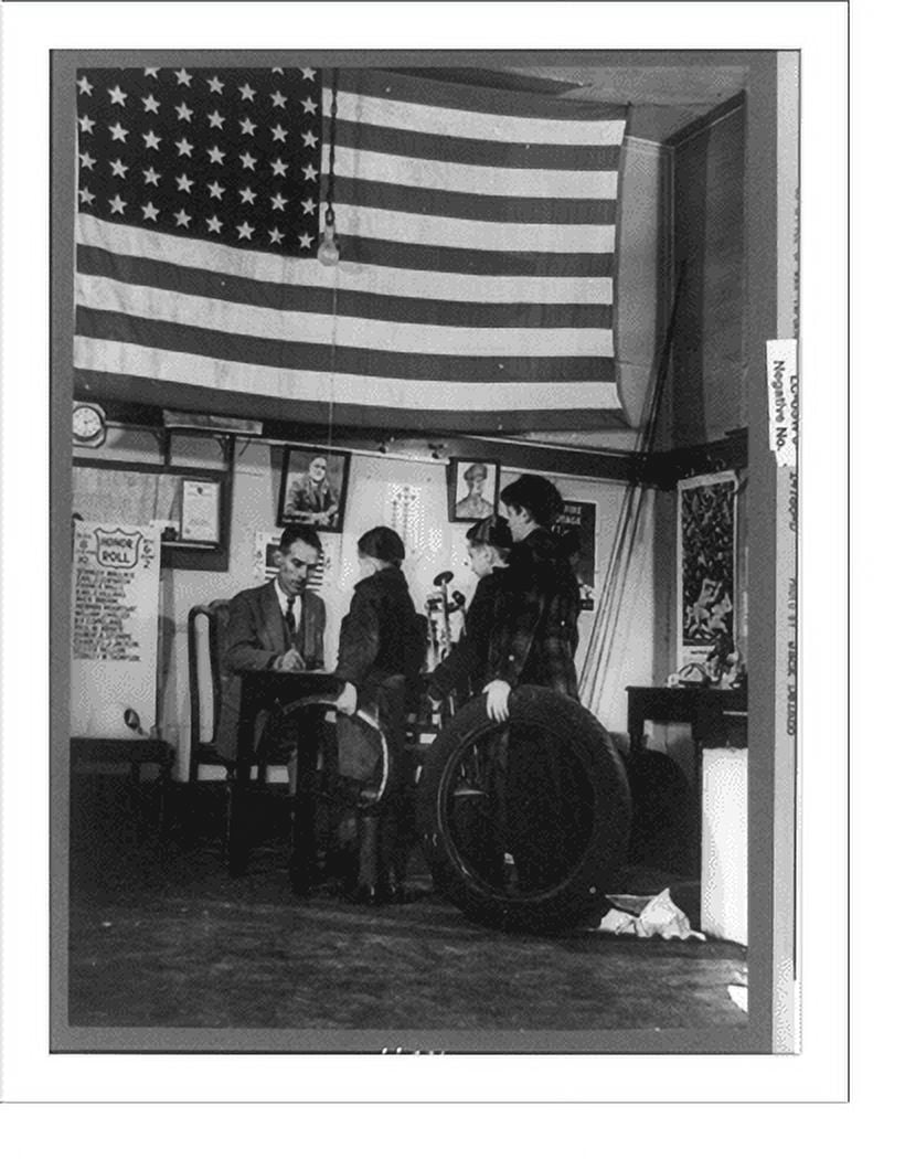 Historic Print, Chicago (North), Illinois. Children bringing in ...