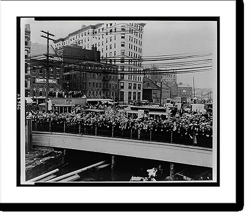 Historic Print, [Crowd on bridge, rooftop, etc. to watch performance of ...