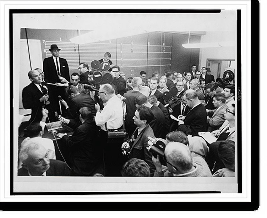 Historic Print, D/A Henry Wade (l) conducts press conf. in line-up room ...