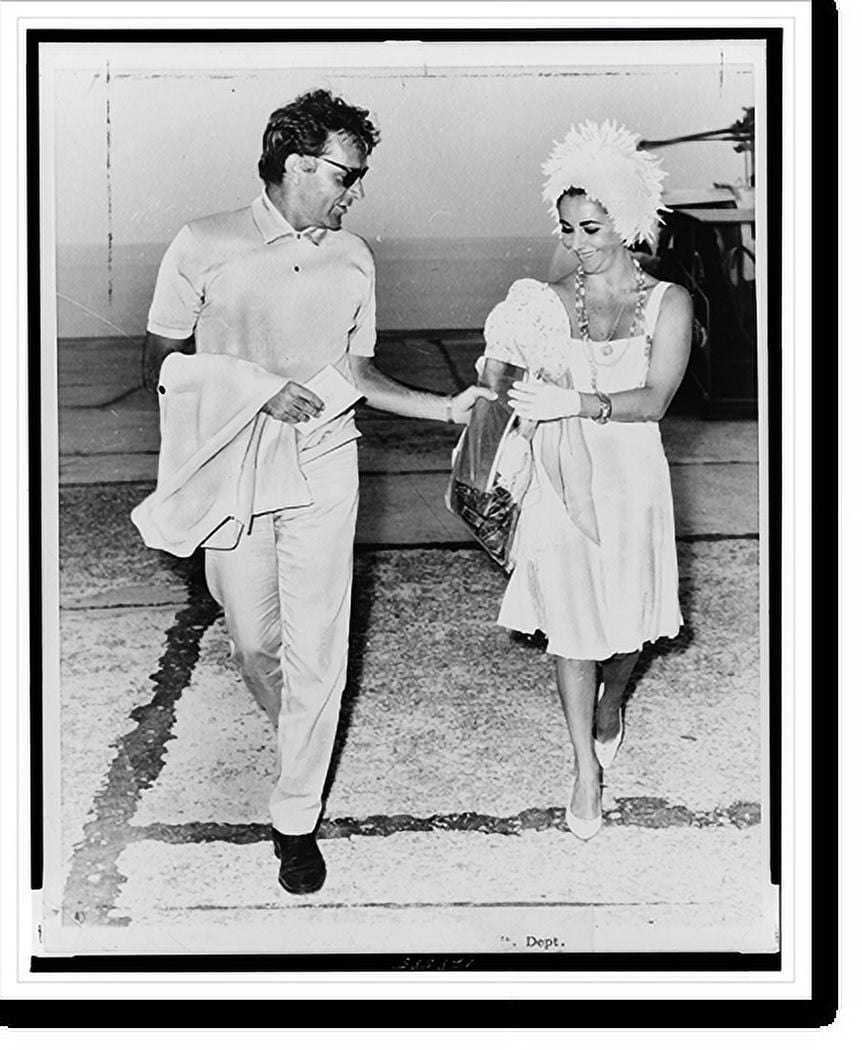 Historic Print, [Elizabeth Taylor and Richard Burton full-length ...