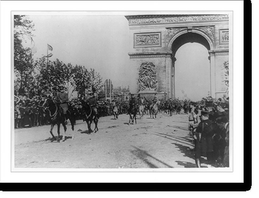 Historic Print, [General John J. Pershing leading soldiers on horseback ...