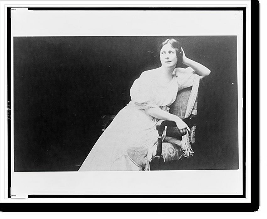 Historic Print, [Isadora Duncan, full-length portrait, reclining in ...
