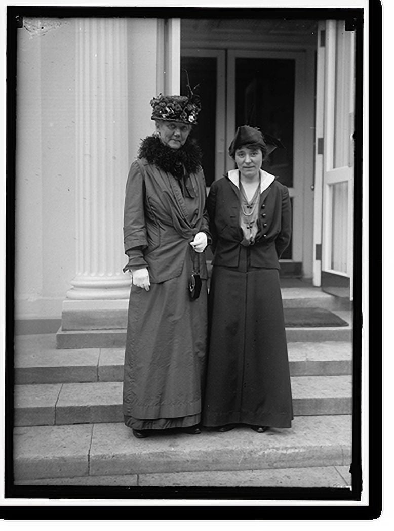 Historic Print, LEWIS, MRS. LAWRENCE. LEFT, WITH MRS. HARRY LOWENBURG ...