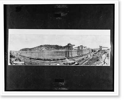 Historic Print, Miraflores Locks, showing approach wall, Panama Canal ...