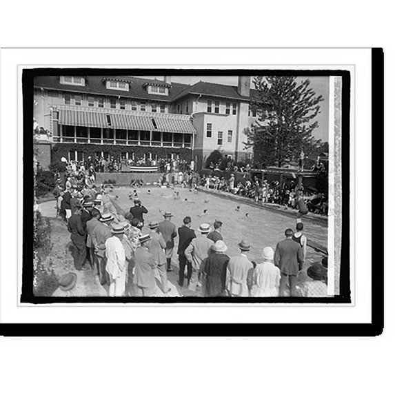 Historic Print, Opening of pool at Columbia Country Club, [Chevy Chase ...