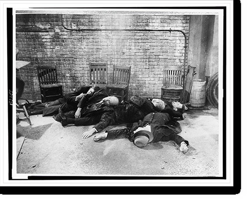 Historic Print, [Re-enactment of the St. Valentine's Day massacre from ...