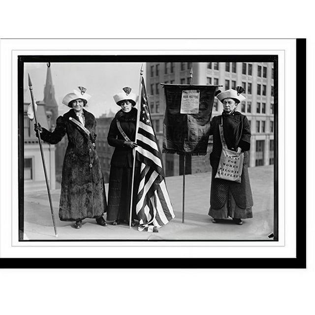 Historic Print, Suffragettes with flag - 3, 16" x 20" - Walmart.com