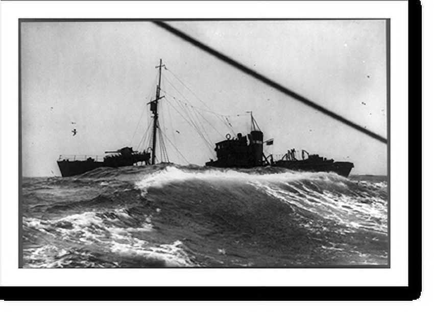 Historic Print, The British armed trawler KINGSTON AMBER battles her ...