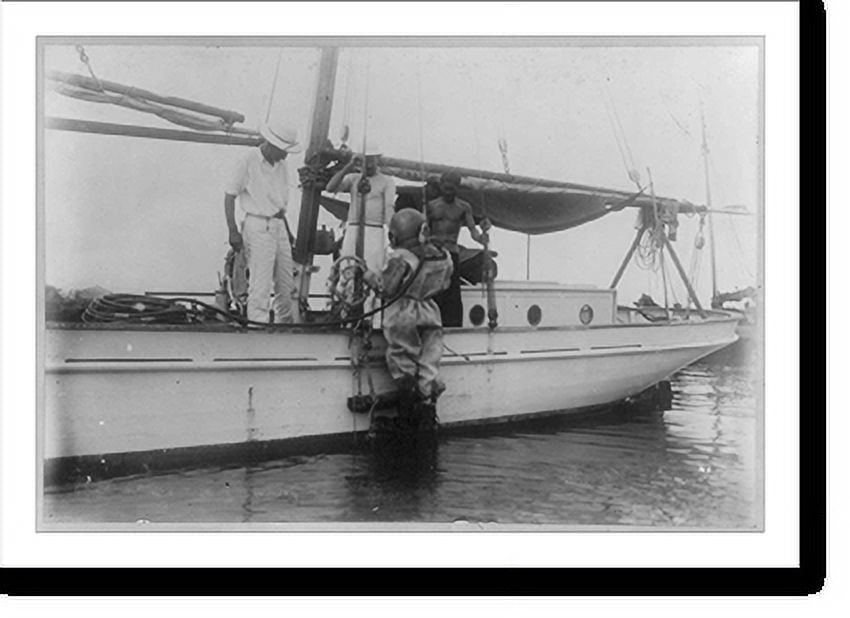 Historic Print, [The Philippines]: Jolo - pearl fishing diver going ...