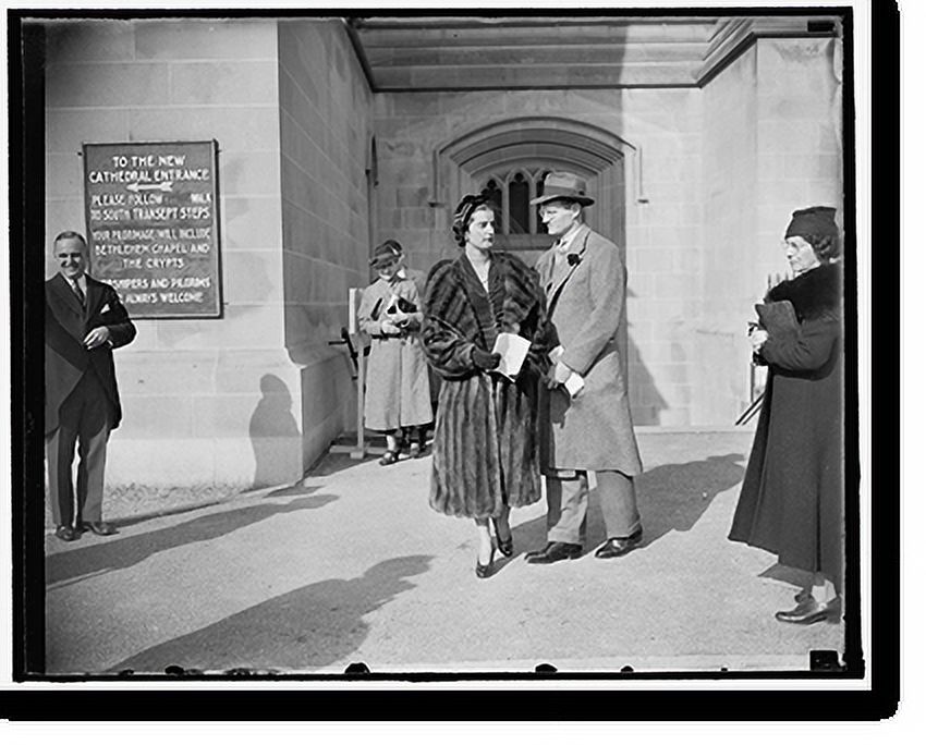 Historic Print, Warren Pershing and fiancee. Washington, D.C., Nov. 25 ...