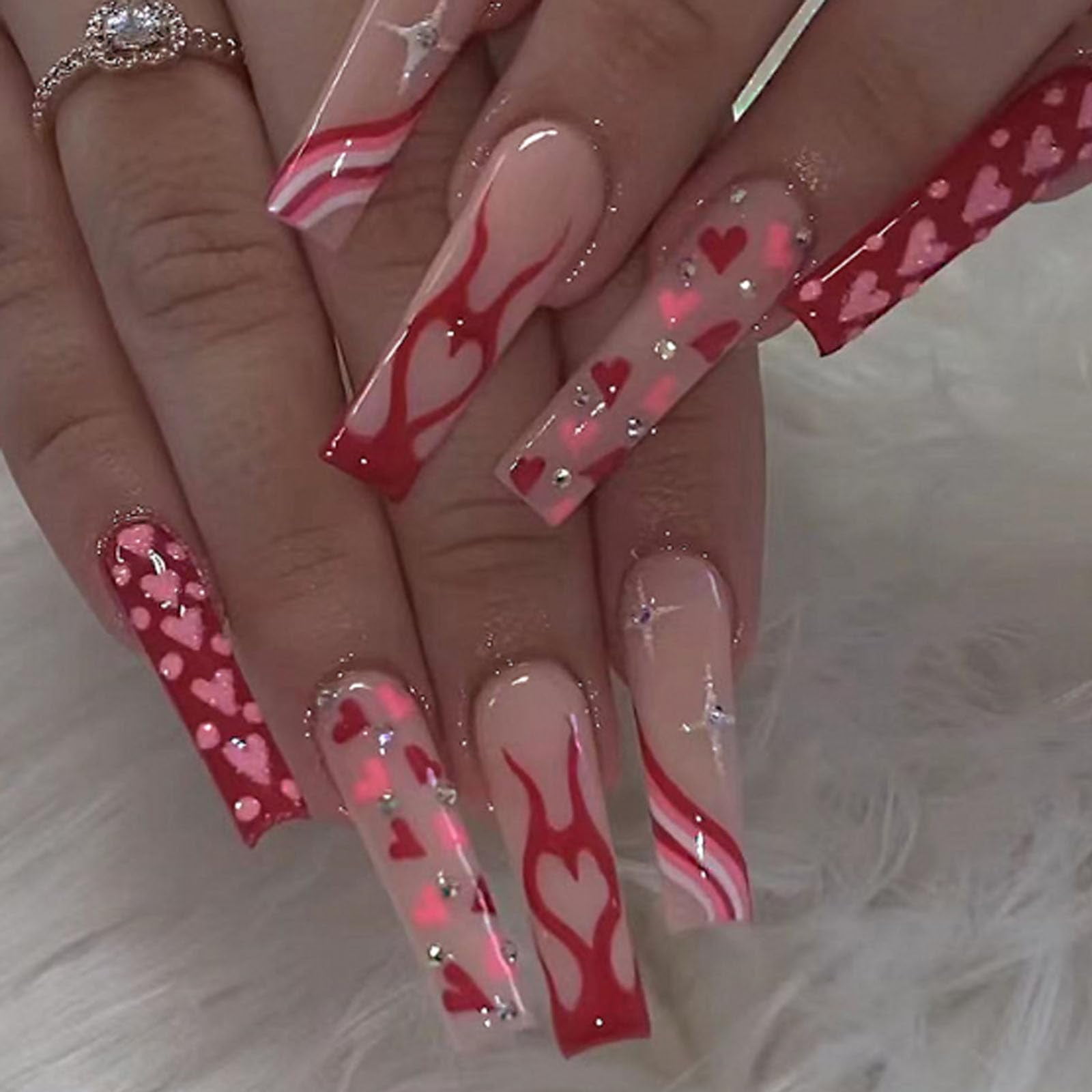 Hkanlre Press on Nails Long Fake Nails Tips Full Cover Heart Valentine ...