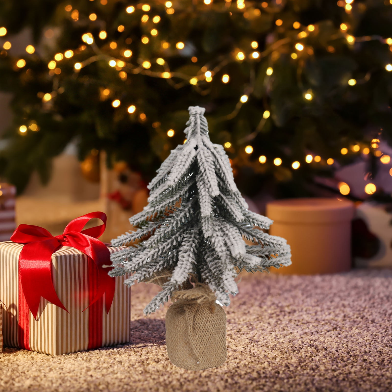 Hmgxay 8.7" Mini Christmas Tree, Small Festive Tree Decoration, White ...