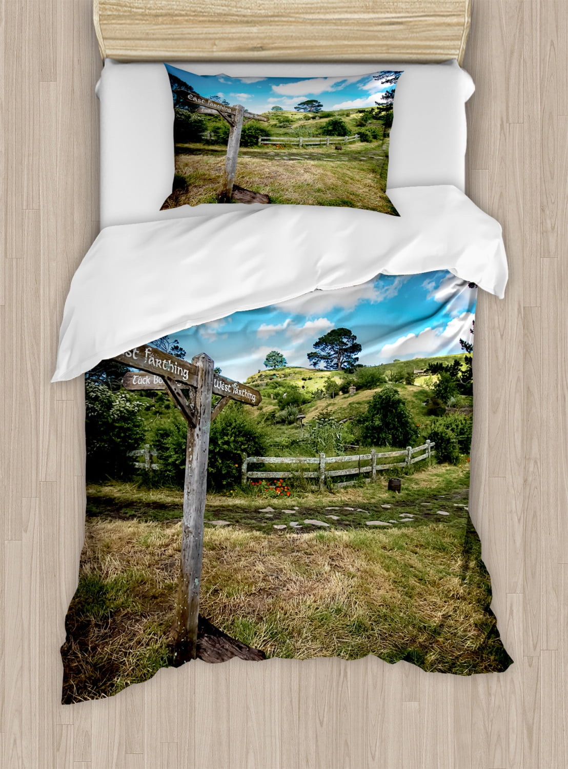 Hobbits Twin Size Duvet Cover Set, Rustic Wooden Sign in Hobbit Land ...