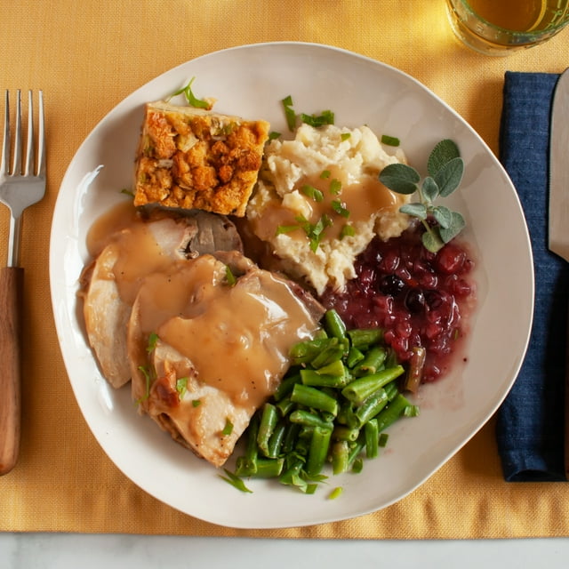 Holiday Turkey Dinner for 8: Roasted Turkey, Gravy, Stuffing, Mashed ...