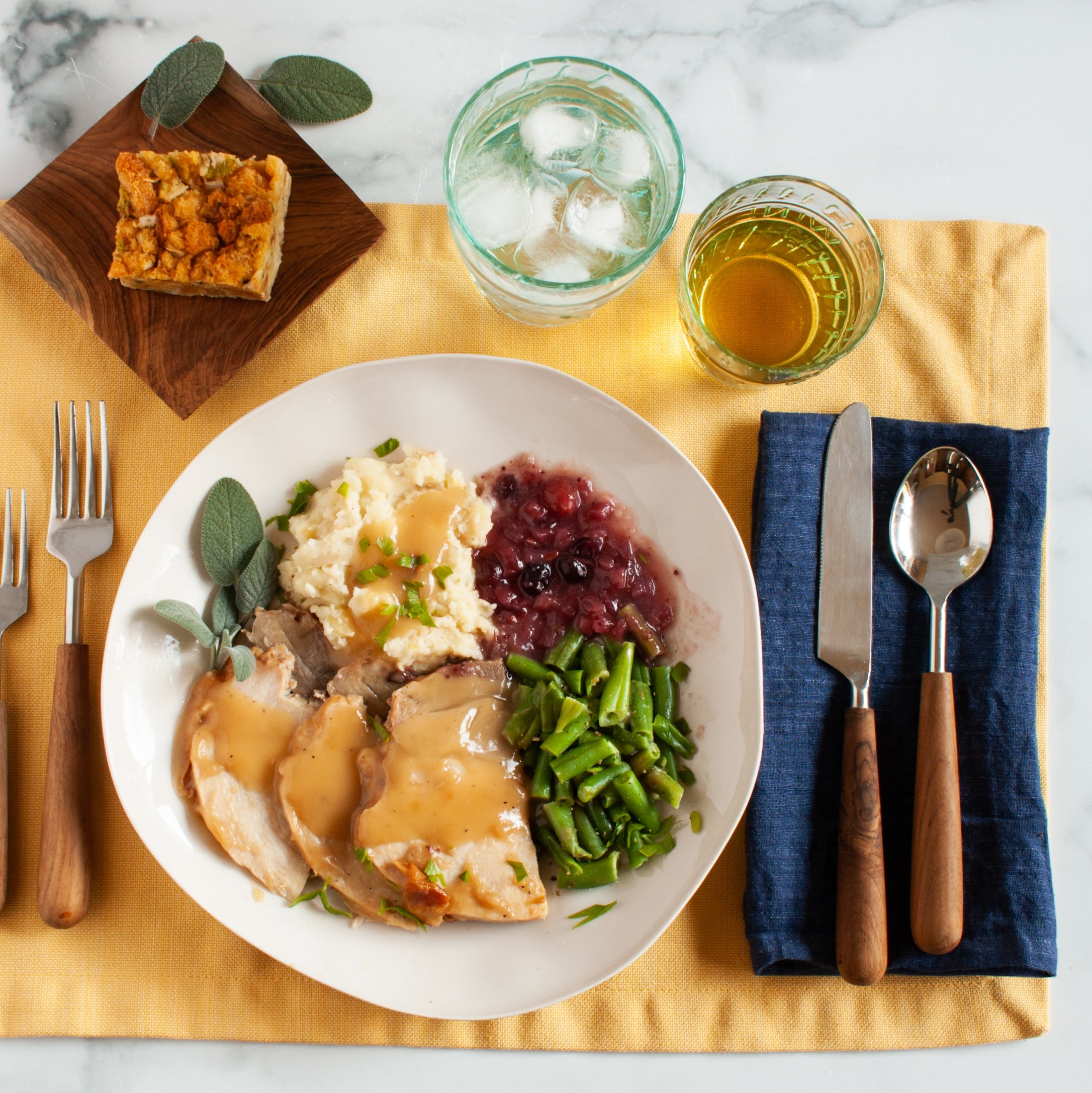 Holiday Turkey Dinner for 4: Roasted Turkey, Gravy, Stuffing, Mashed ...