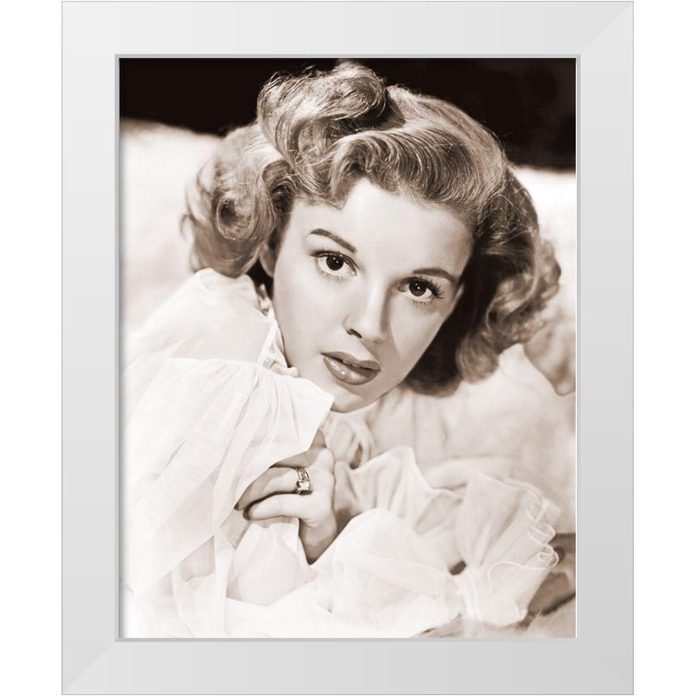 Hollywood Photo Archive 26x32 White Modern Wood Framed Museum Art Print Titled - Judy Garland ...