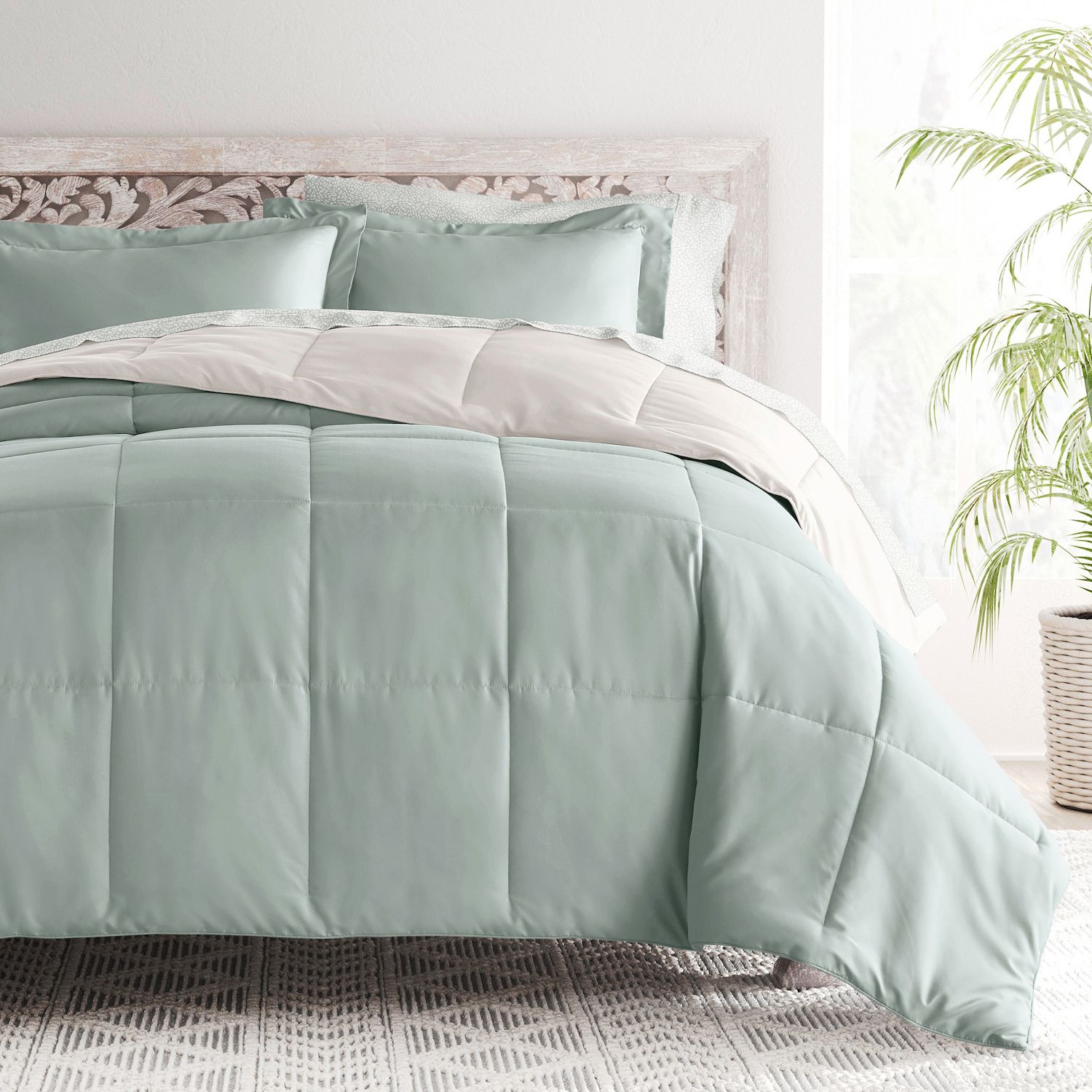 Home Collection Bedding Bundle Reversible Comforter Set Color: Mod ...