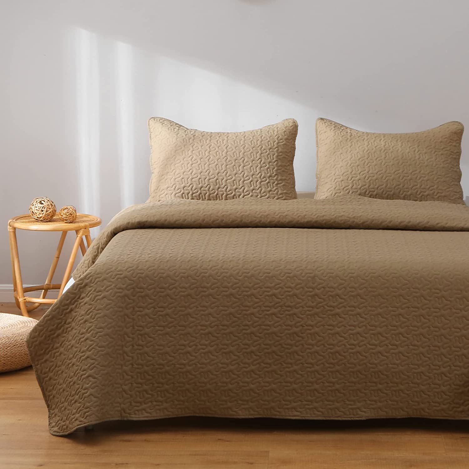 Home Quilt Set 3 Pieces Taupe Quilt Set Soft Microfiber Bedspreads ...