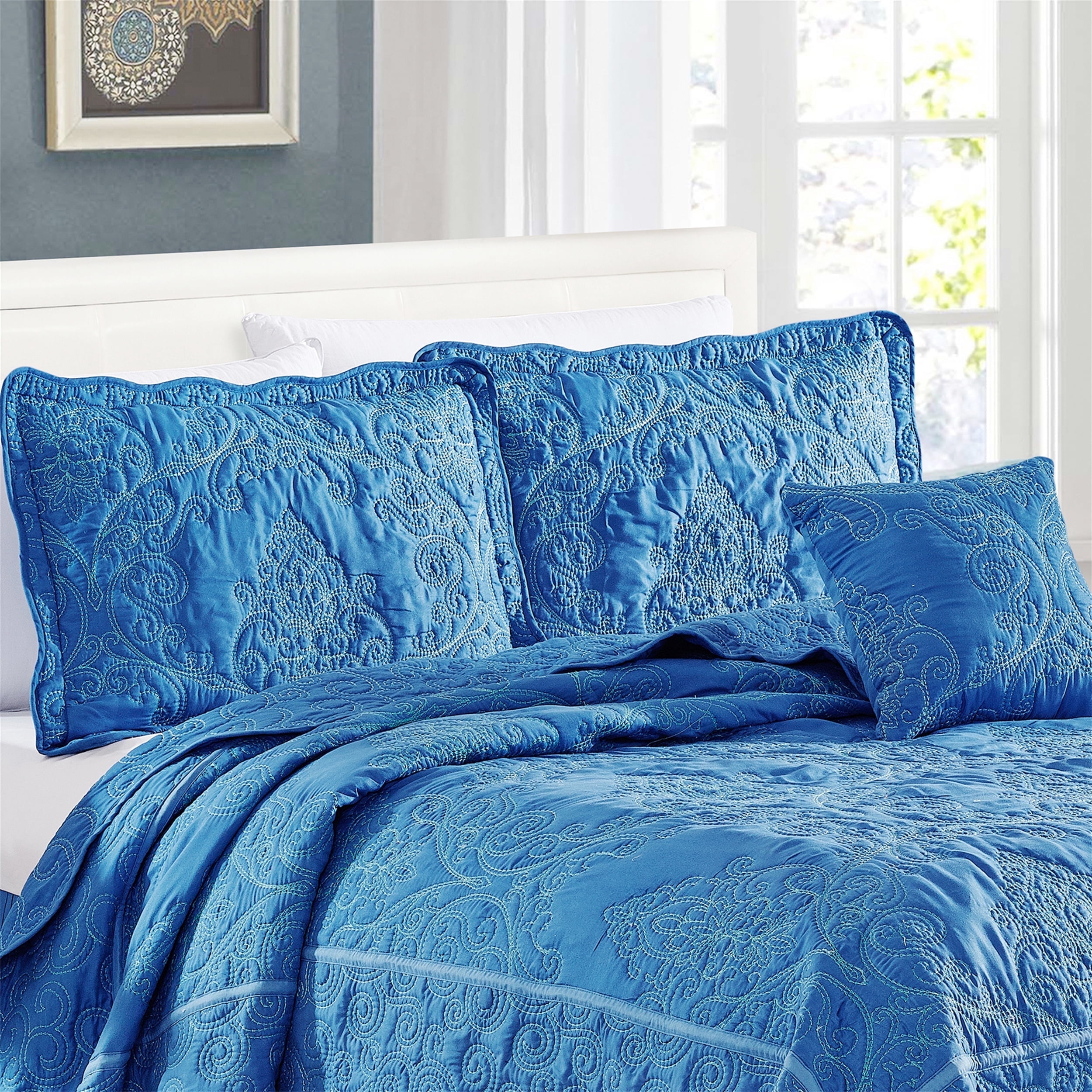 Home Soft Things 4-Piece Reversible Damask Embroidery Bedspread Set ...