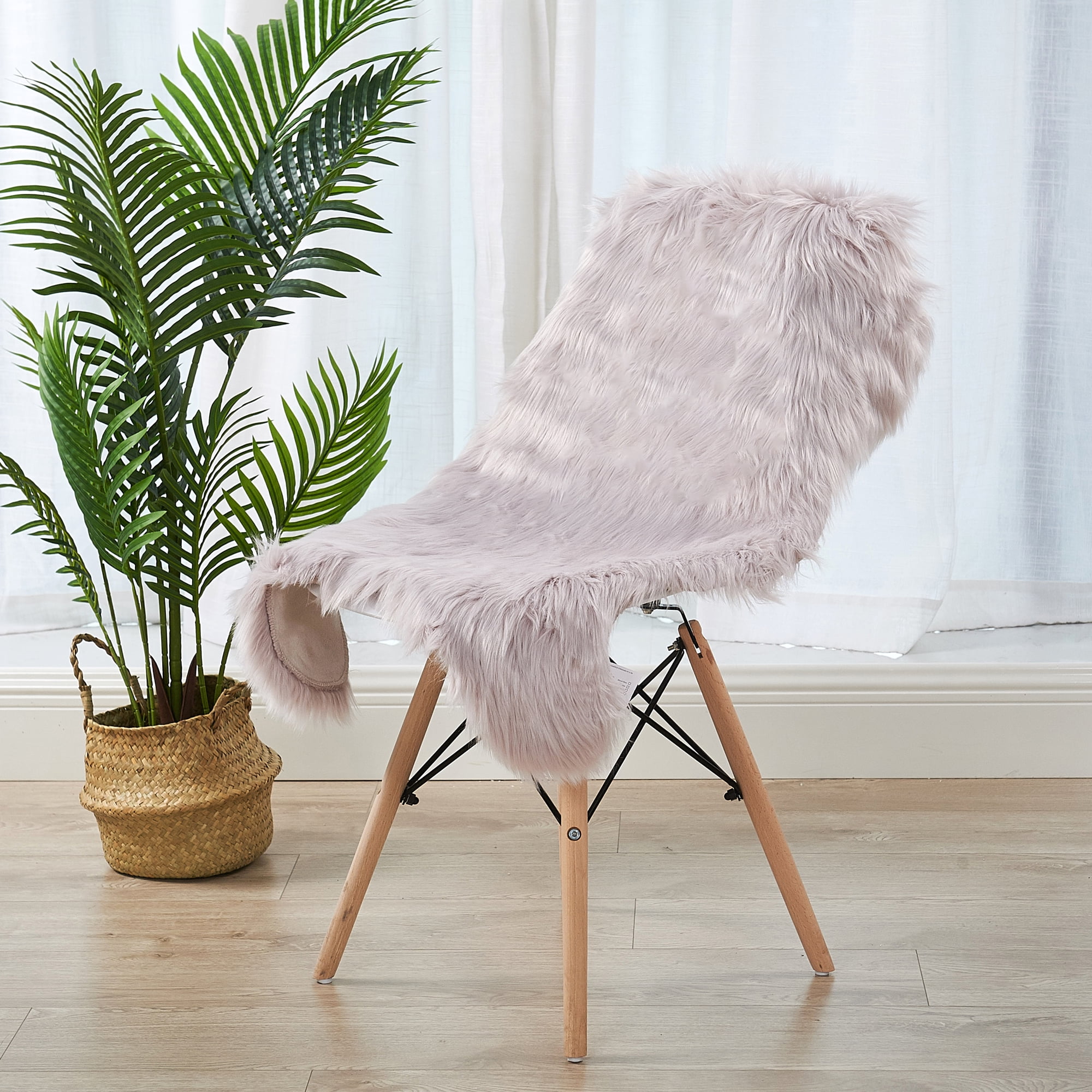 Home Soft Things Faux Fur Rug - Orchid Hush - 24" x 36" - Walmart.com