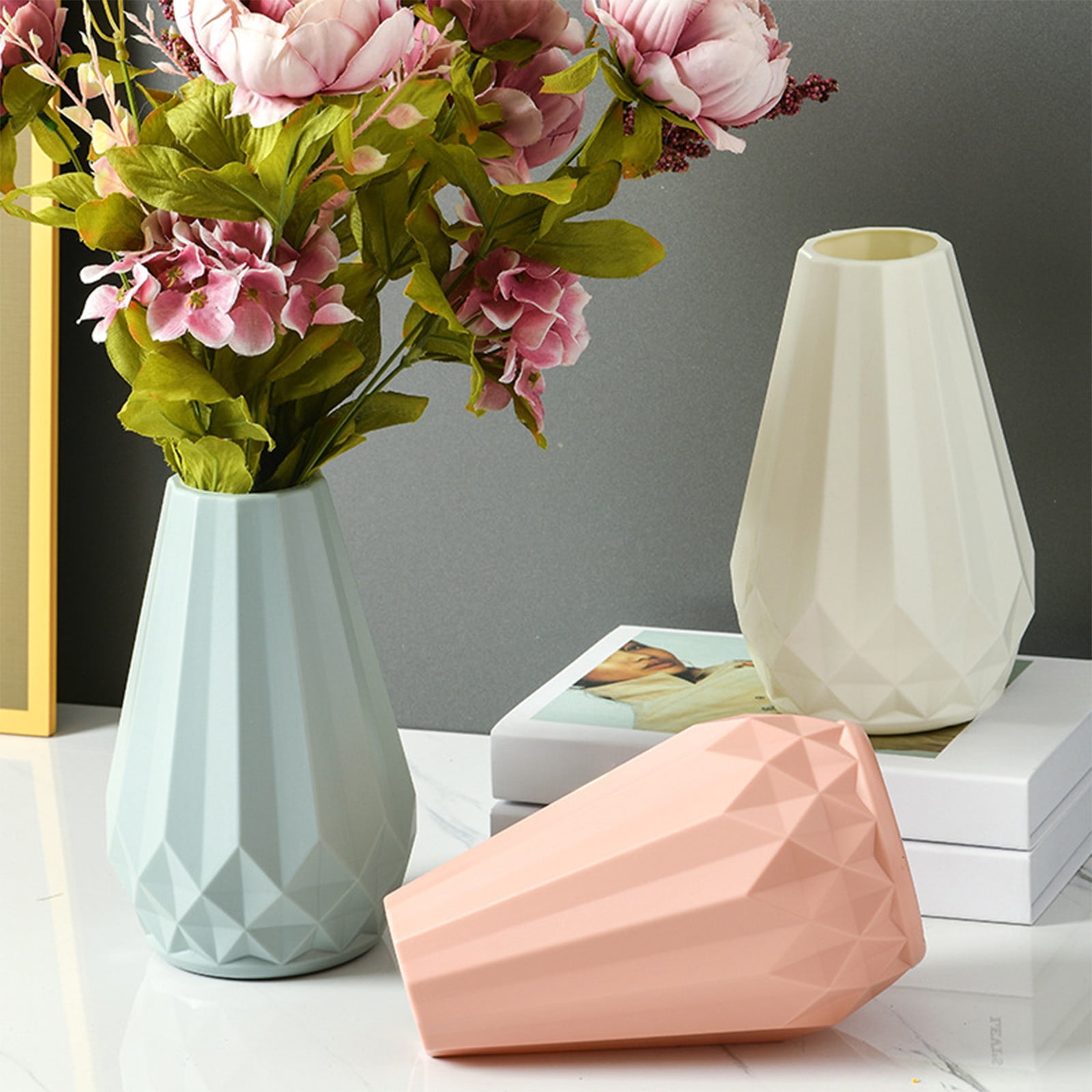 HomeDM White Plastic Flower Vases, Ceramic Look Plastic Vase for ...