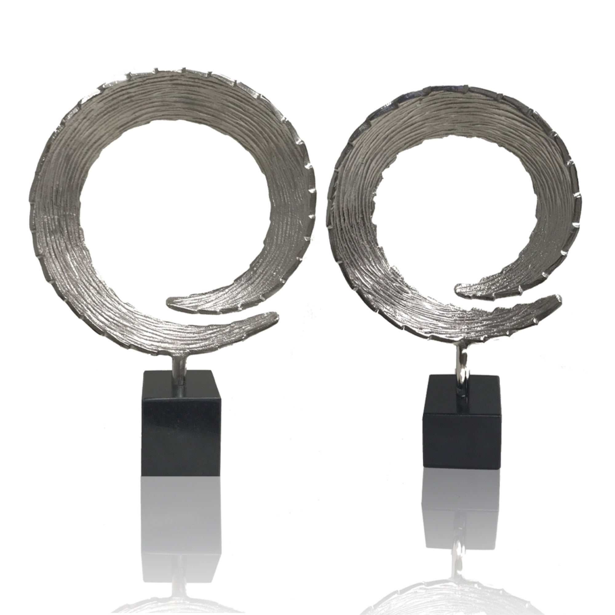 HomeRoots 354696 3.25 x 10 x 15.5 in. Silver & Black Cola SM Tail ...