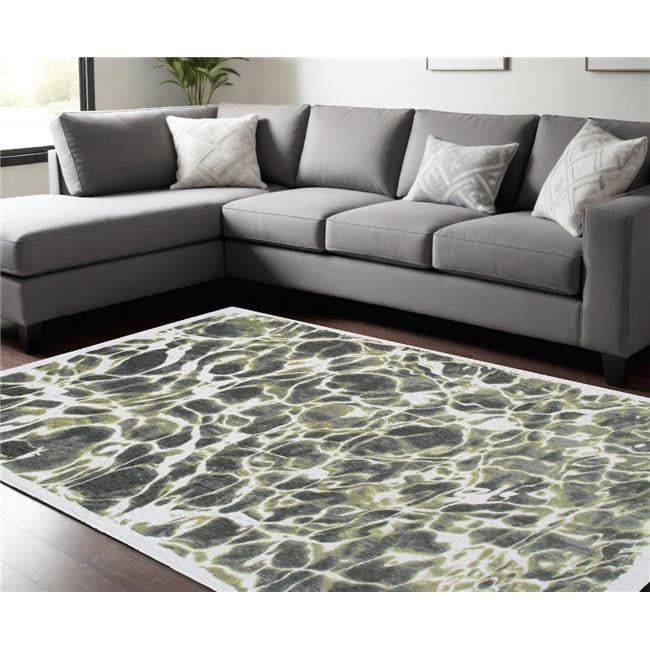 HomeRoots 551925 7 x 9 ft. Green & White Abstract Non Skid Rectangle ...