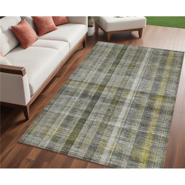 HomeRoots 561477 5 x 8 ft. Gray Plaid Washable Non Skid Indoor Outdoor ...