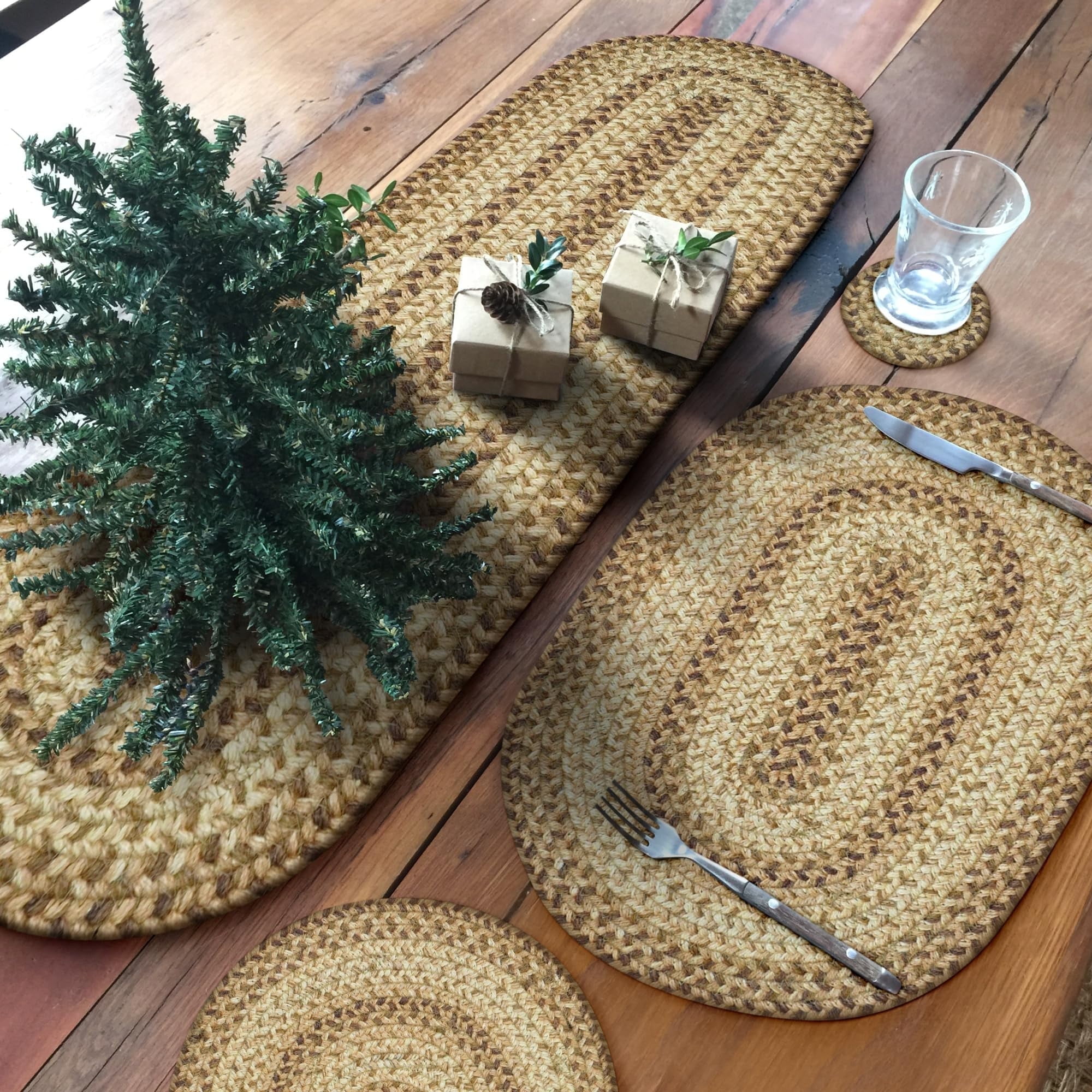 Homespice - Cookie Dough Country Table Runner, an Oval Shaped Long ...