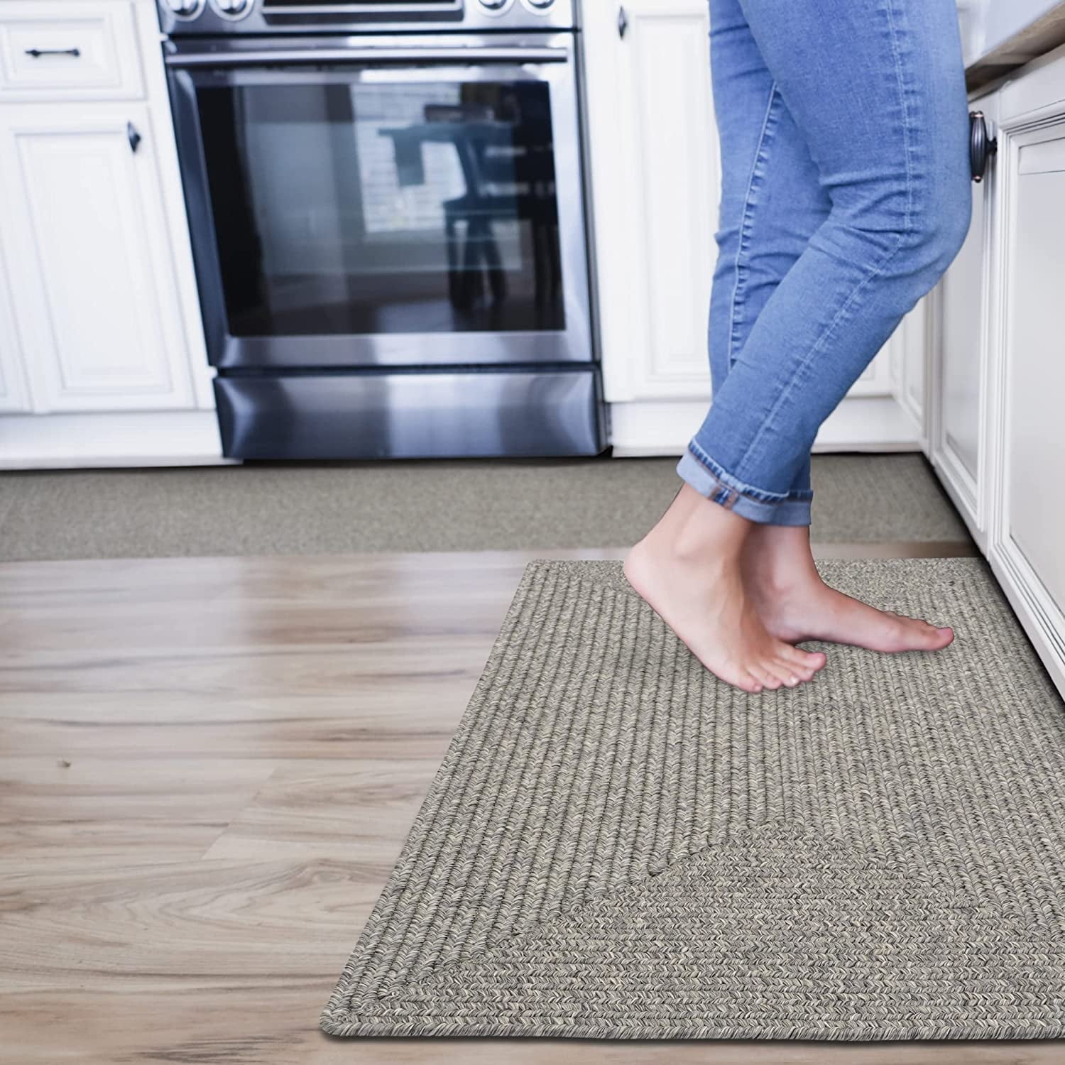 Homespice - Slate Solid Light Gray Rug, Waterproof and Stain Resistant ...