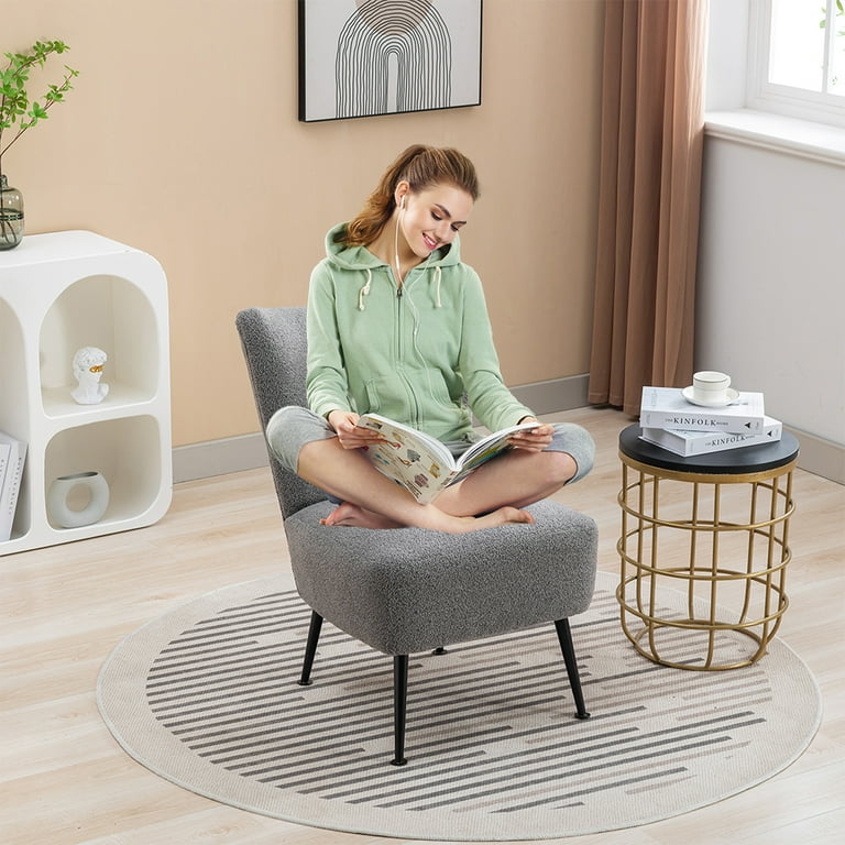 Small slipper chair for bedroom store
