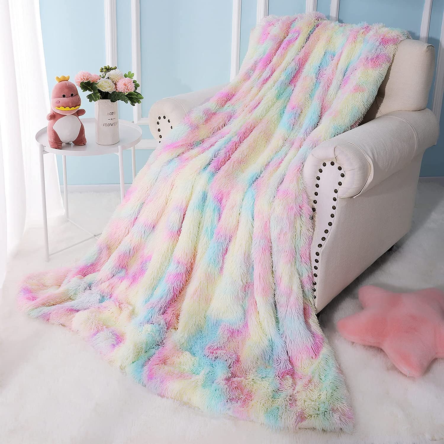 Homore Soft Fluffy Rainbow Throw Blanket, Cute Fuzzy Blanket for Girls ...