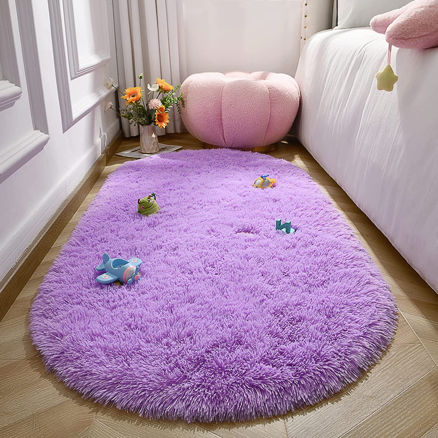 Homore Ultra Soft Floor Aesthetic Oval Rugs for Bedroom, 2.6' x 5.3 ...