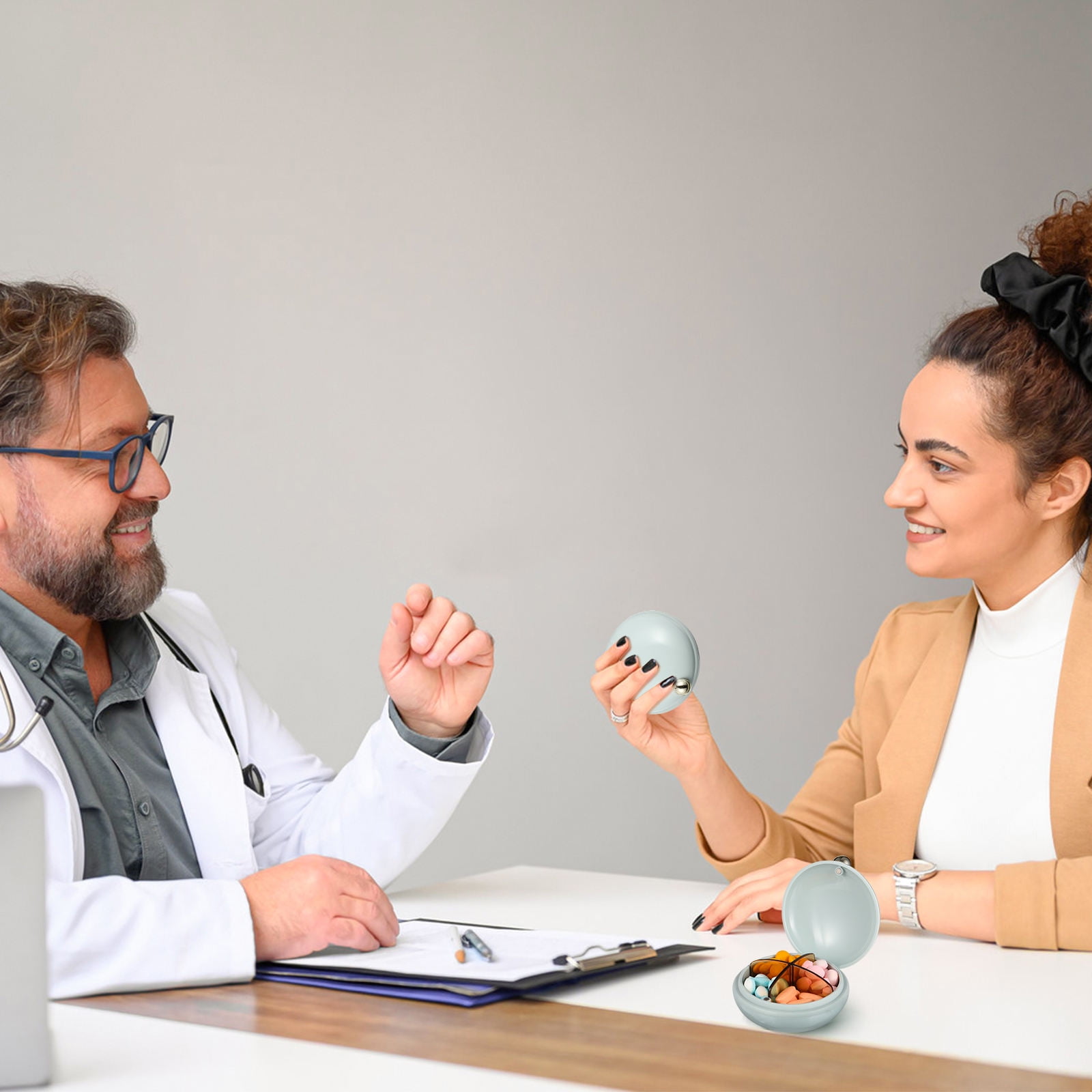 Homoyoyo Small Pill Case for Purse Multi-Grid Pill Organizer Warm ...