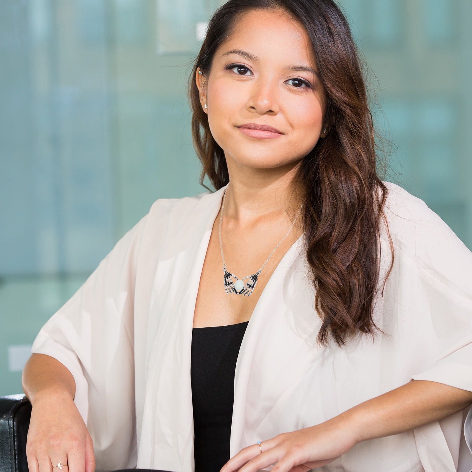 Homoyoyo 1Pack Luminous Skeleton Hand Necklace in Multi Colors for Women Perfect for Full Moon ...