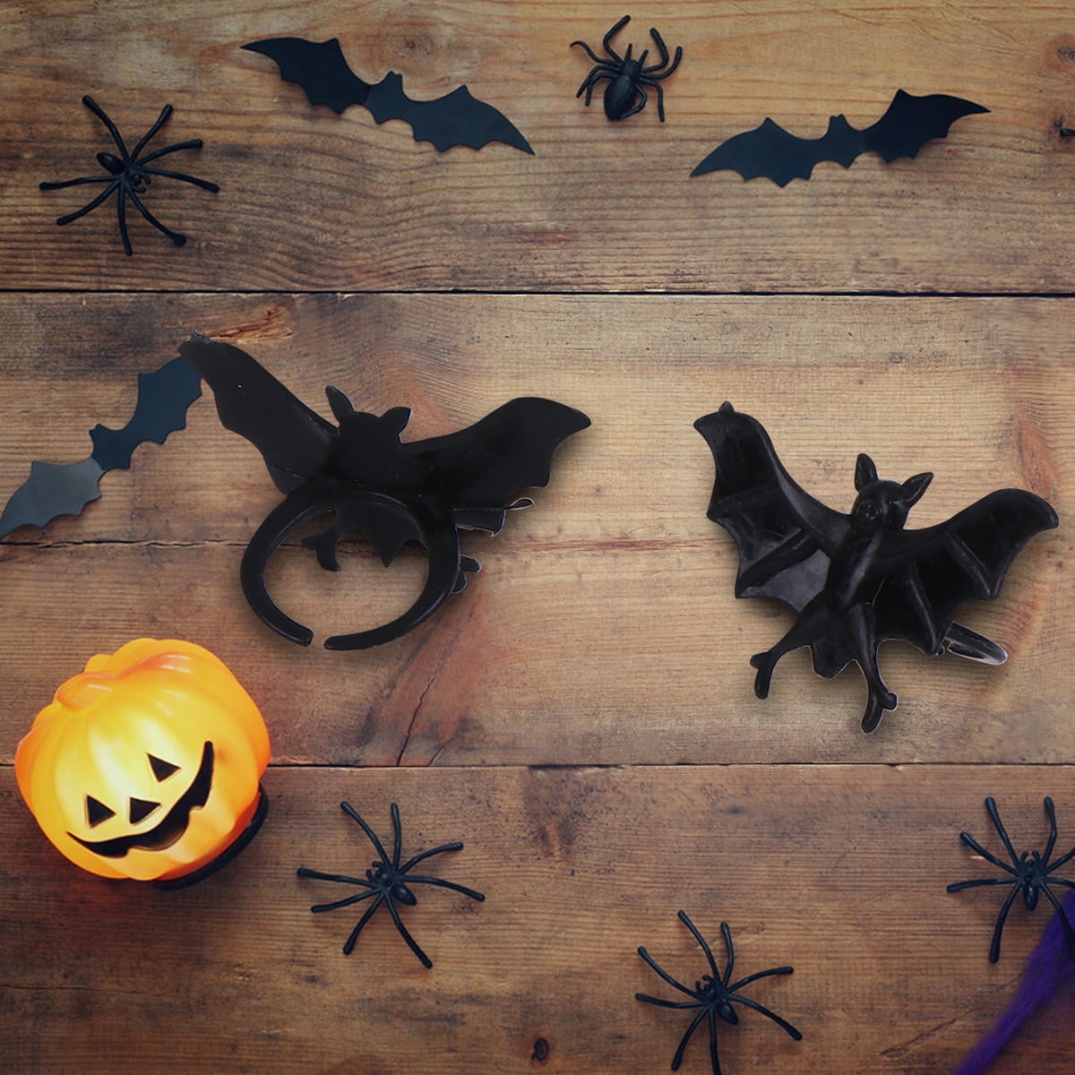 Homoyoyo 50Pcs Luminous Bat Ring Plastic Party Favors Glow Dark ...