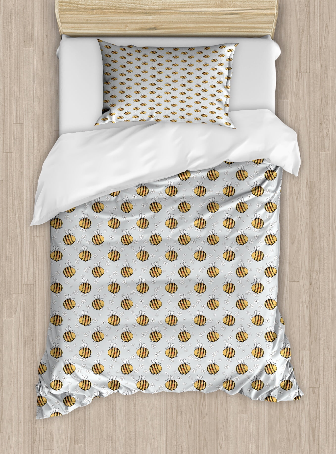 Honey Bee Duvet Cover Set, Funny Sketchy Style Hand Drawn Floral Spring ...