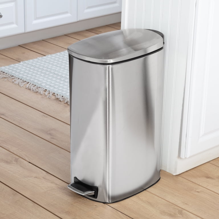 Full Kitchen Trash Can