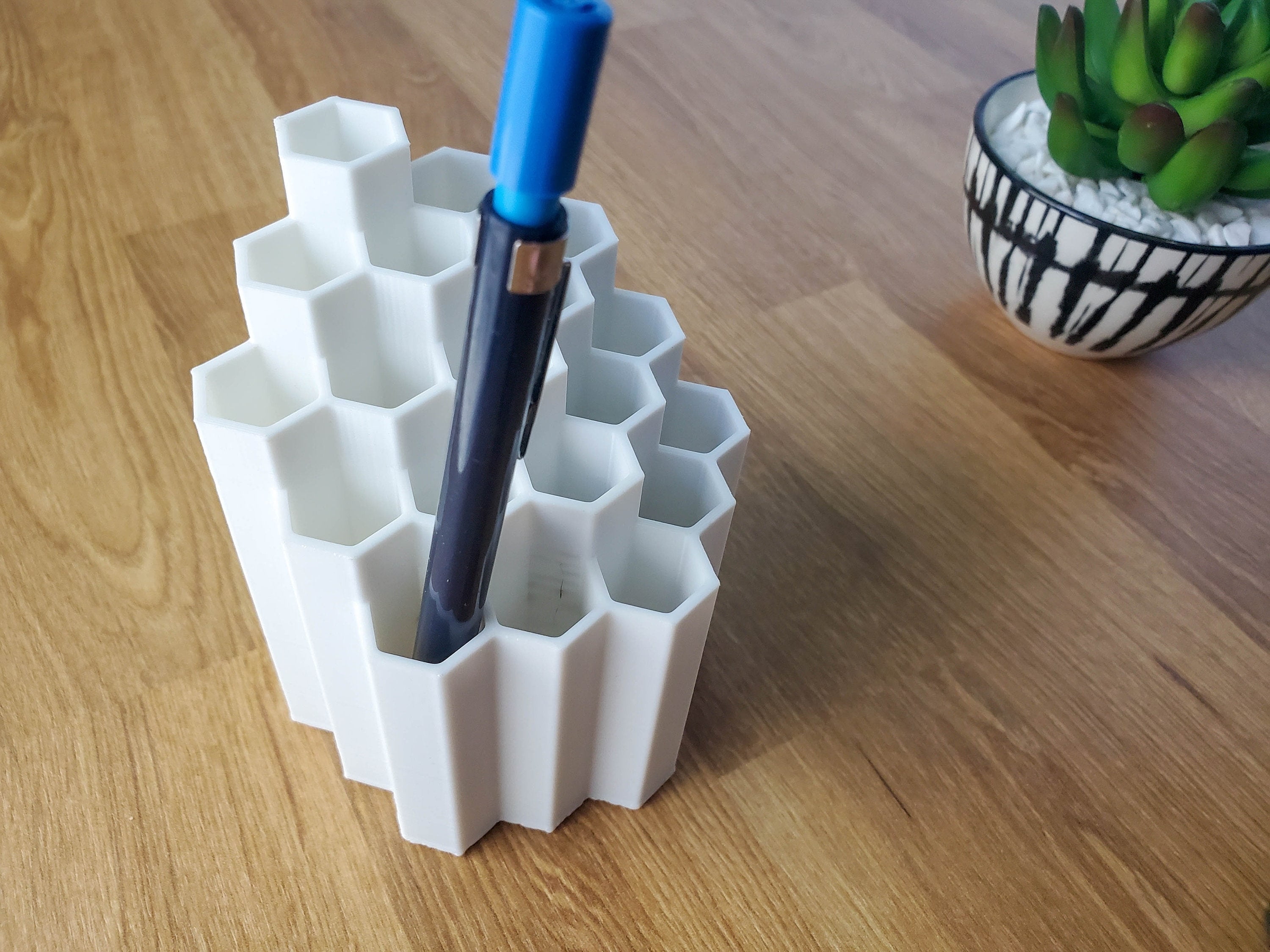 Honeycomb Modern Pencil Holder – Hexagon Shape, 3D Printed PLA, Multi ...