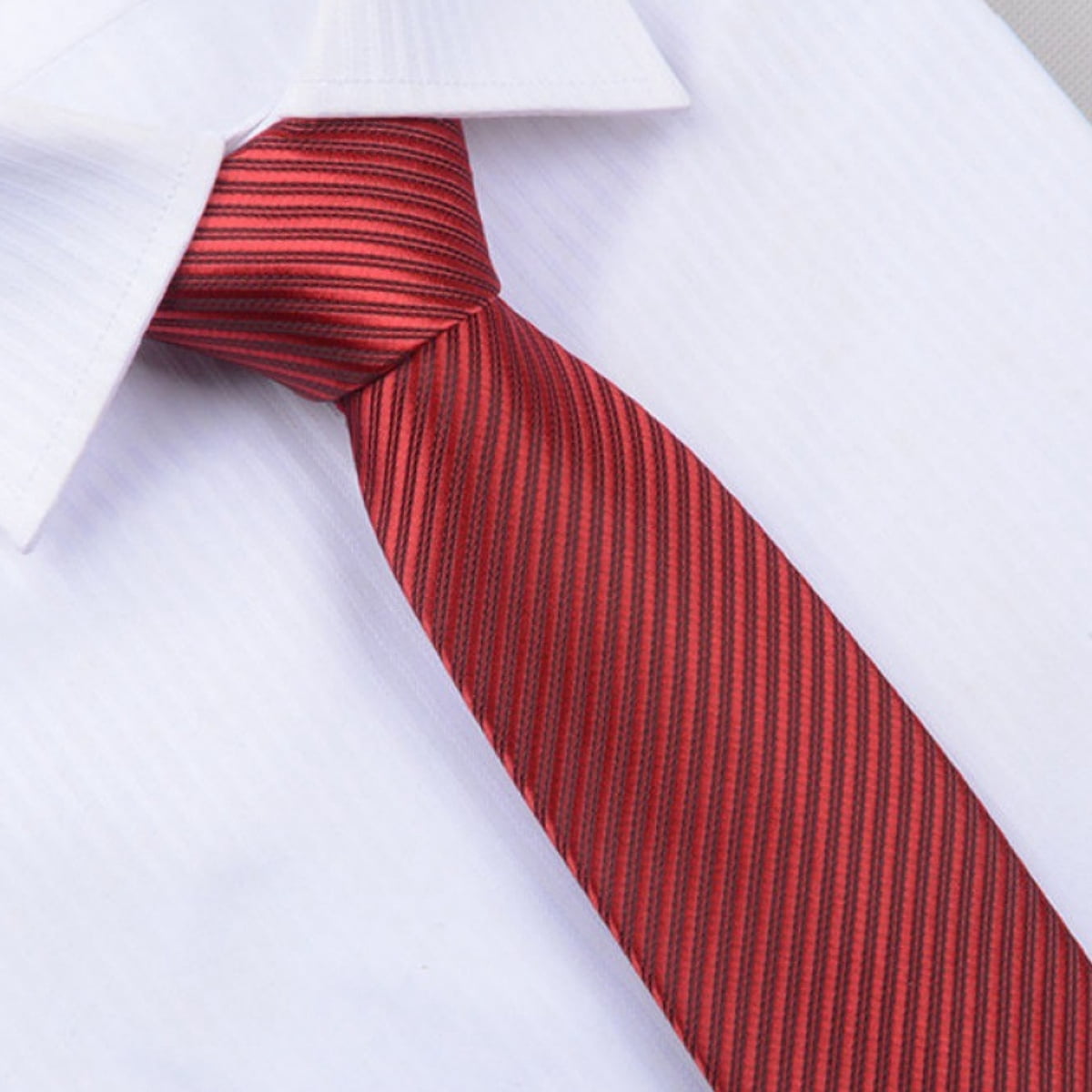 Hoppin Gee Men's Red Stripe Zipper Necktie Business Formal Men Neck Tie ...
