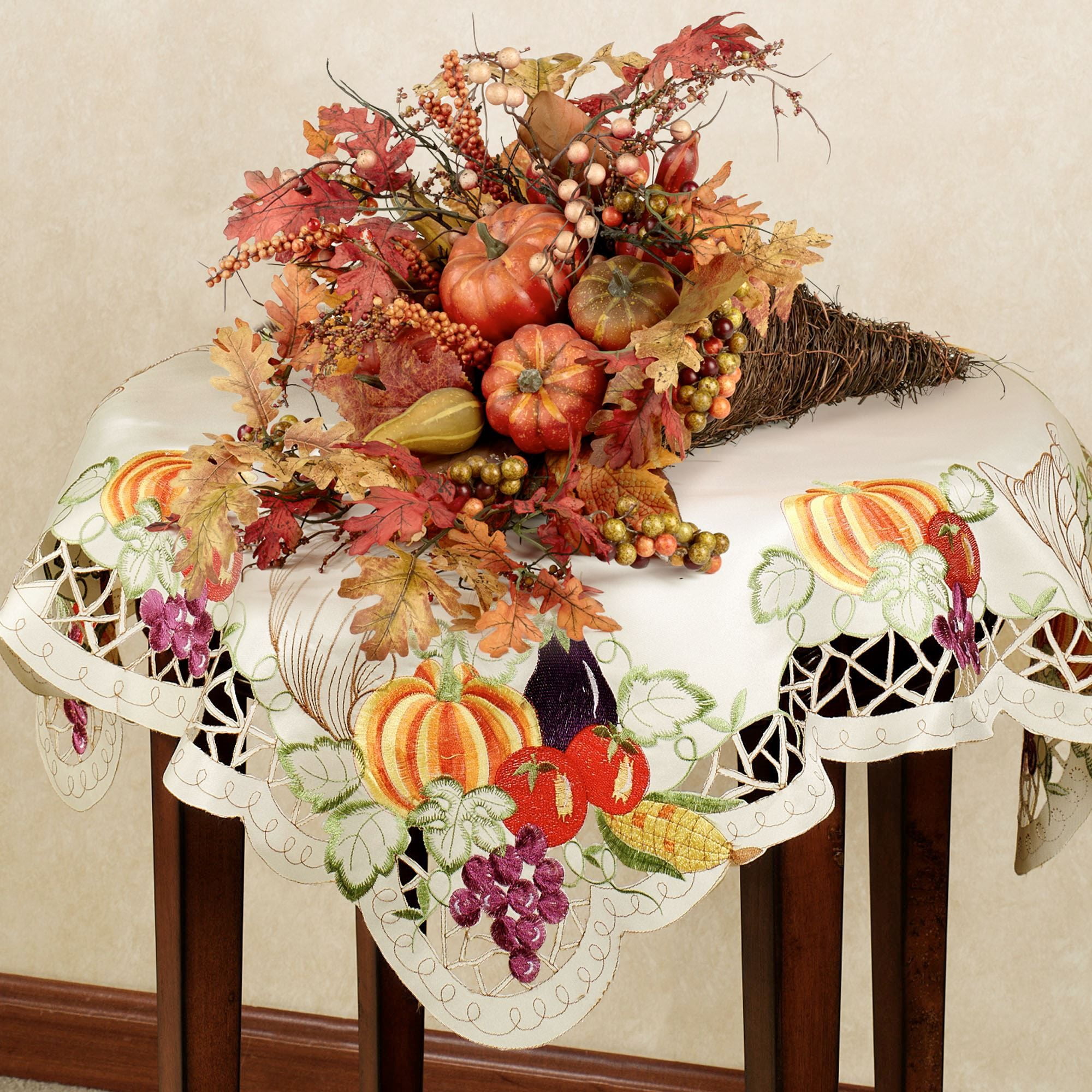 Horn of Plenty Cornucopia Pumpkin Pattern Thanksgiving 36 Inch Table ...