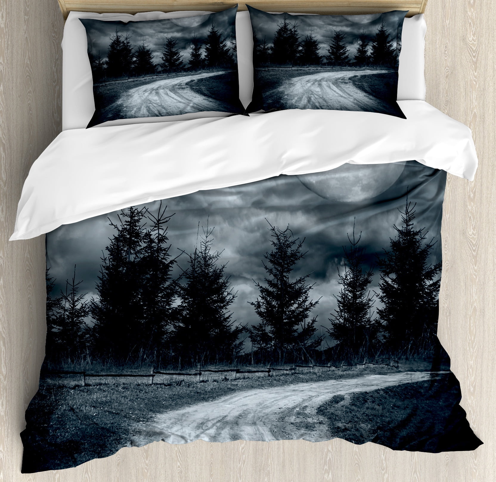 Horror House Duvet Cover Set, Moonrise Magic Landscape with Empty Rural ...