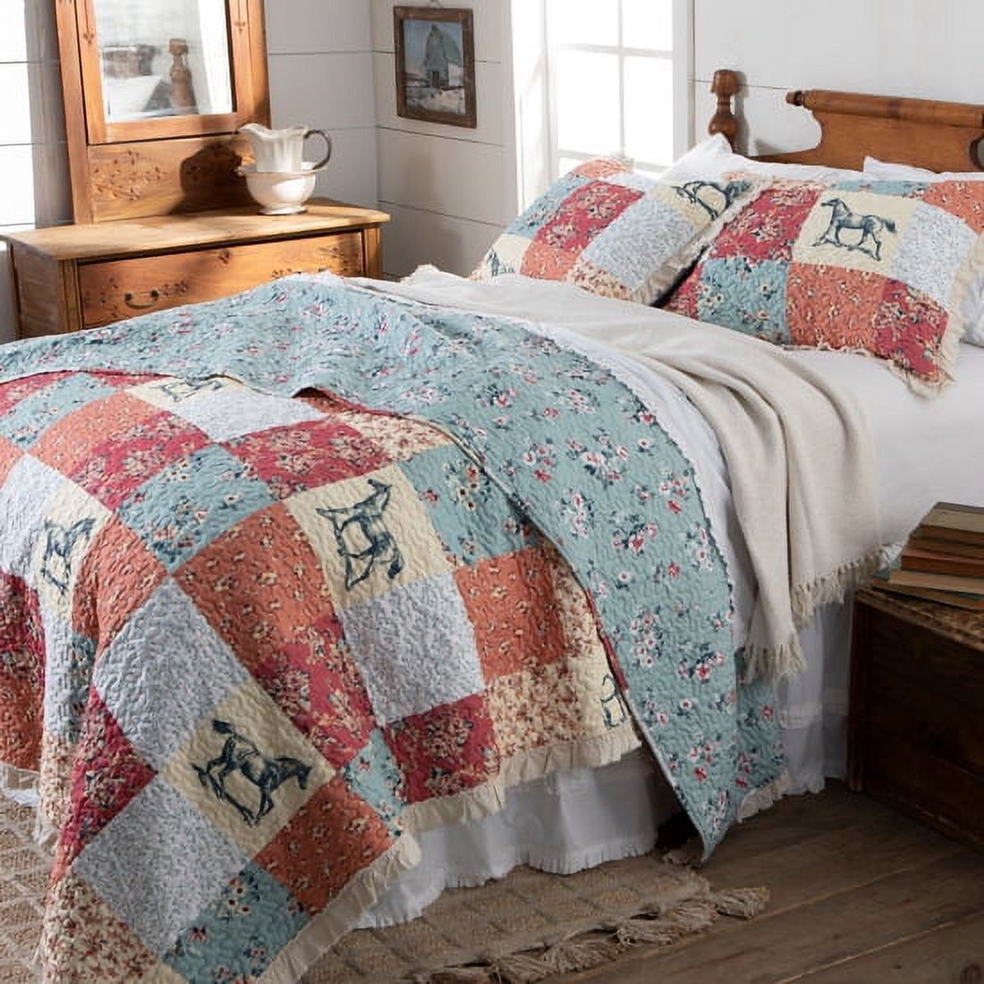 Horse in the Countryside Ruffle Quilt Set - Walmart.com