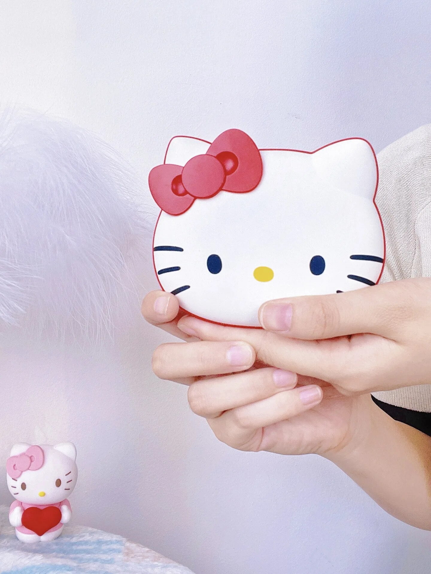 Hot Genuine Ip Co Branded Sanrio Anime Hello Kitty Hand Warmer Treasure ...