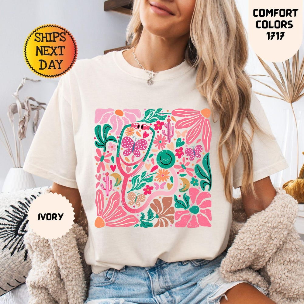 Hot Trending Groovy Nurse Floral, Healthcare Worker , Cute Nurse ...