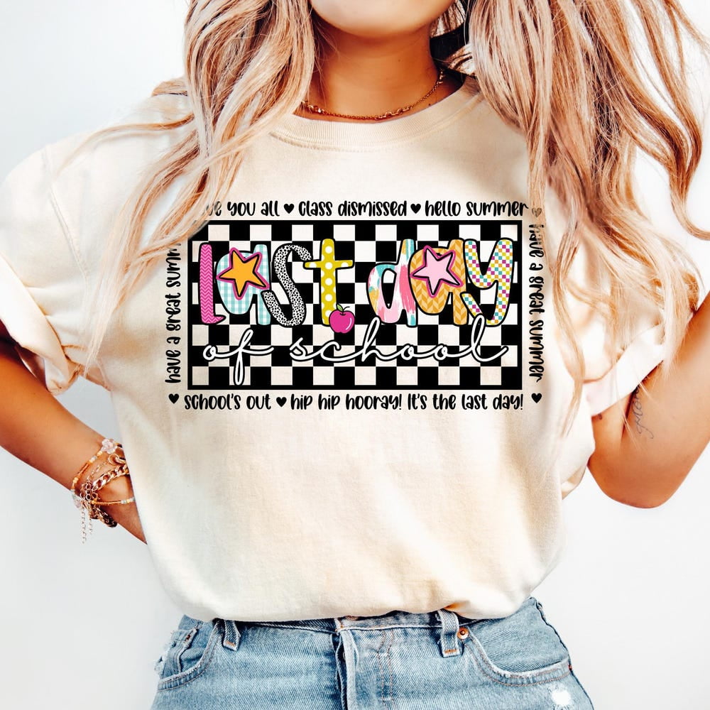 Hot Trending Last Day Of School Teacher, End Of Year Teacher, Checkered ...